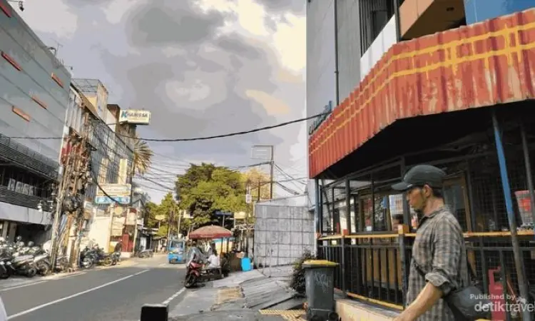 Cikini: Jejak Sejarah Perkeretaapian & Tokoh Bangsa di Jakarta Pusat