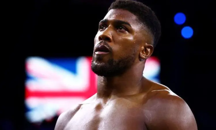 Dua Anggota Tim Anthony Joshua Tewas dalam Kecelakaan di Nigeria